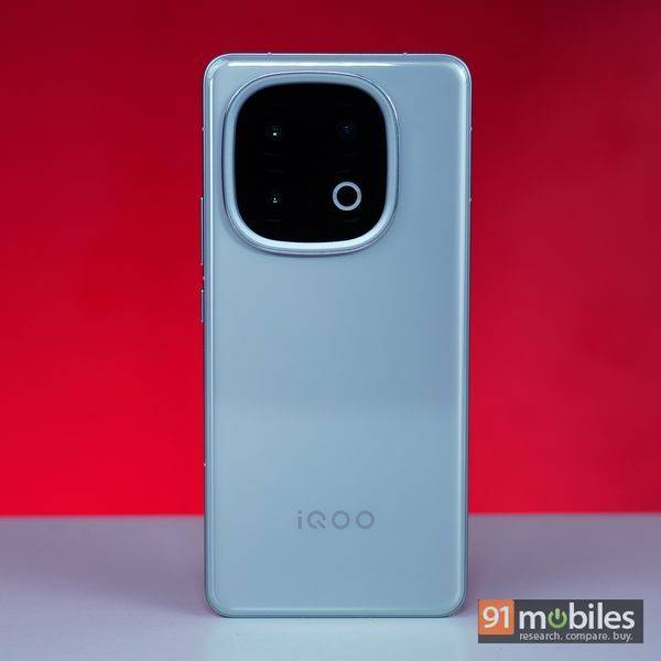 Review iQoo 13: Banyak Peningkatan, tapi Ada Pengurangan | Indonesia Blog