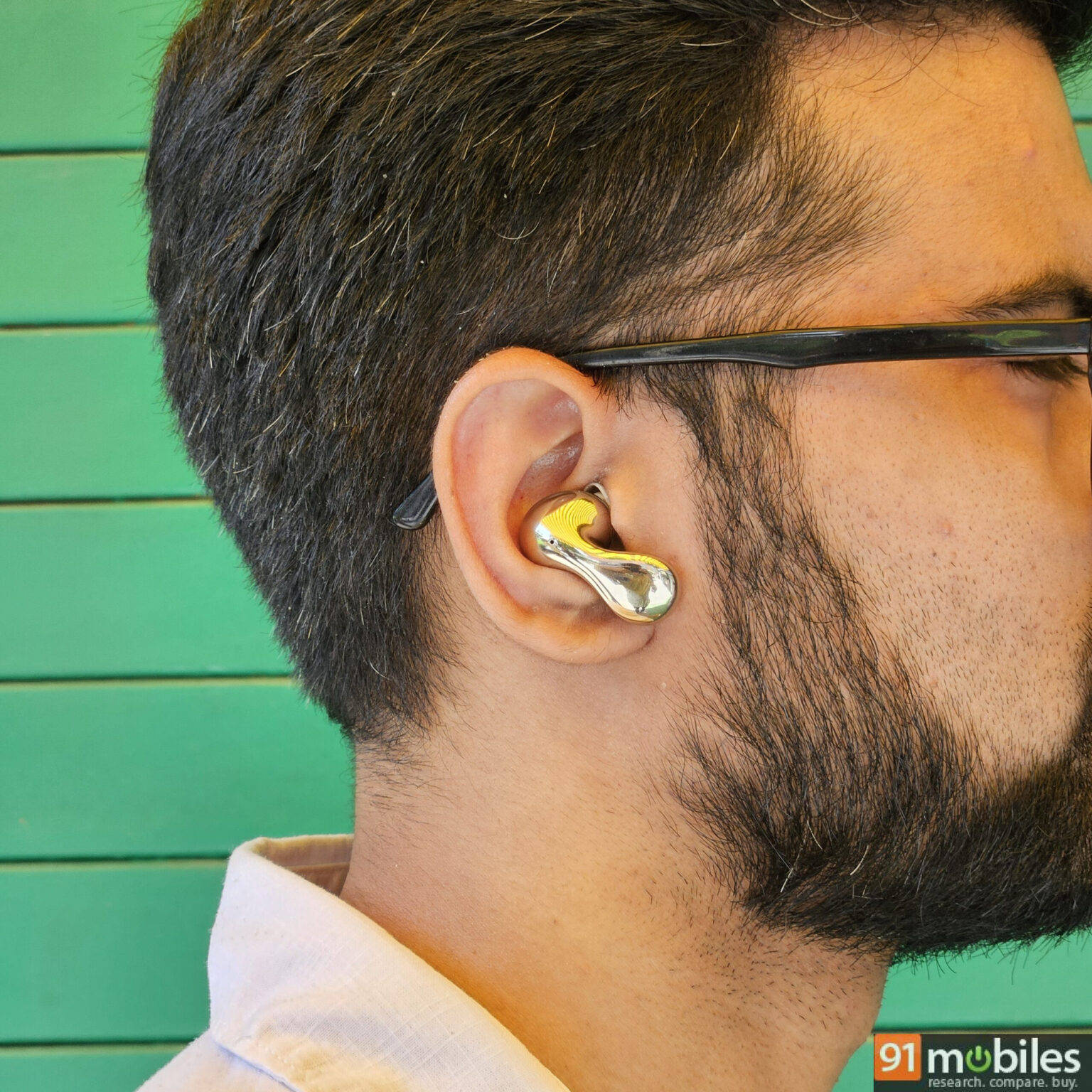 Mivi AI Buds review: heavy bass, light AI | 91mobiles.com
