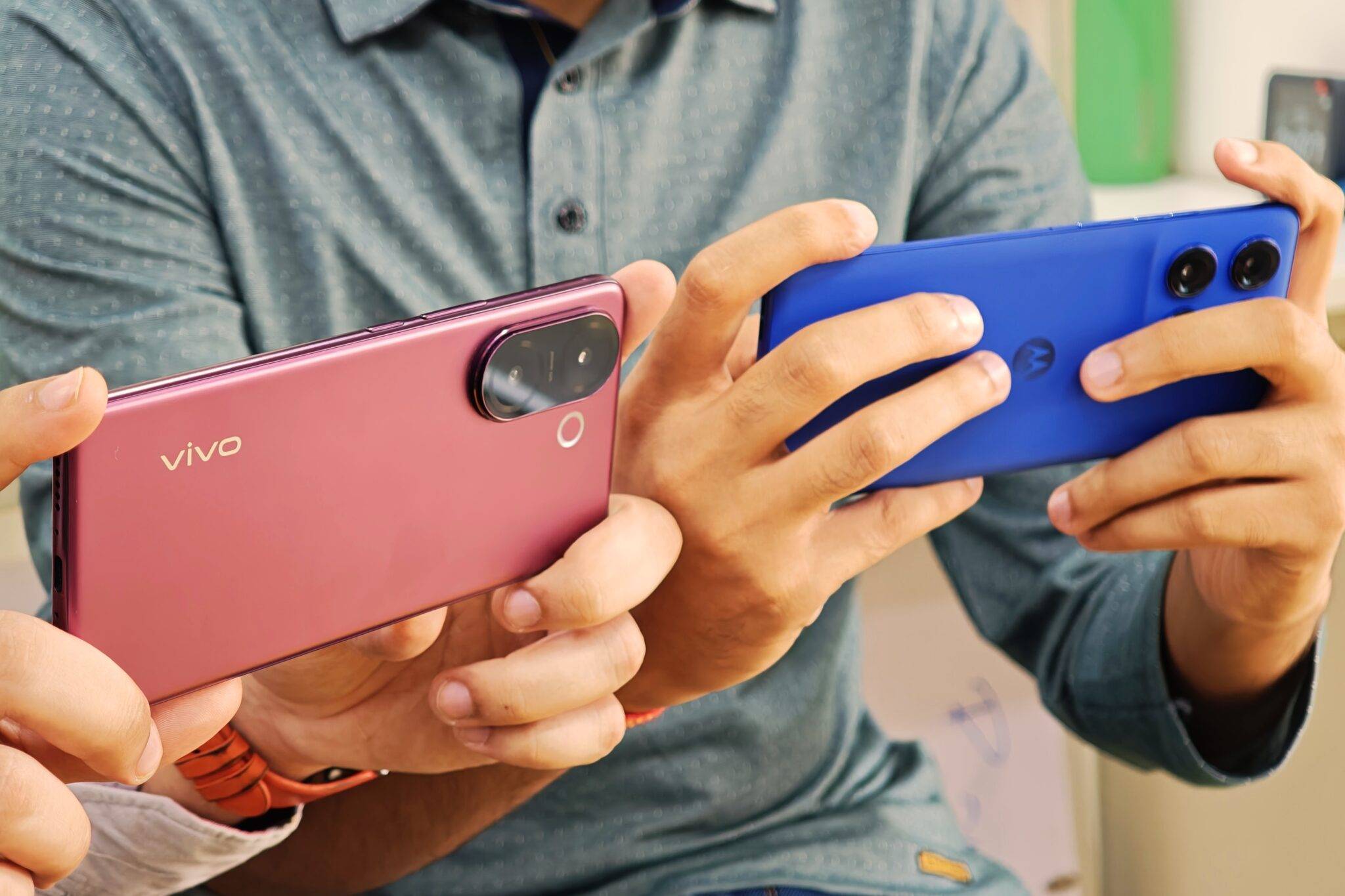 Vivo V60e vs Motorola Edge 60 Pro: which one should you buy under Rs ...