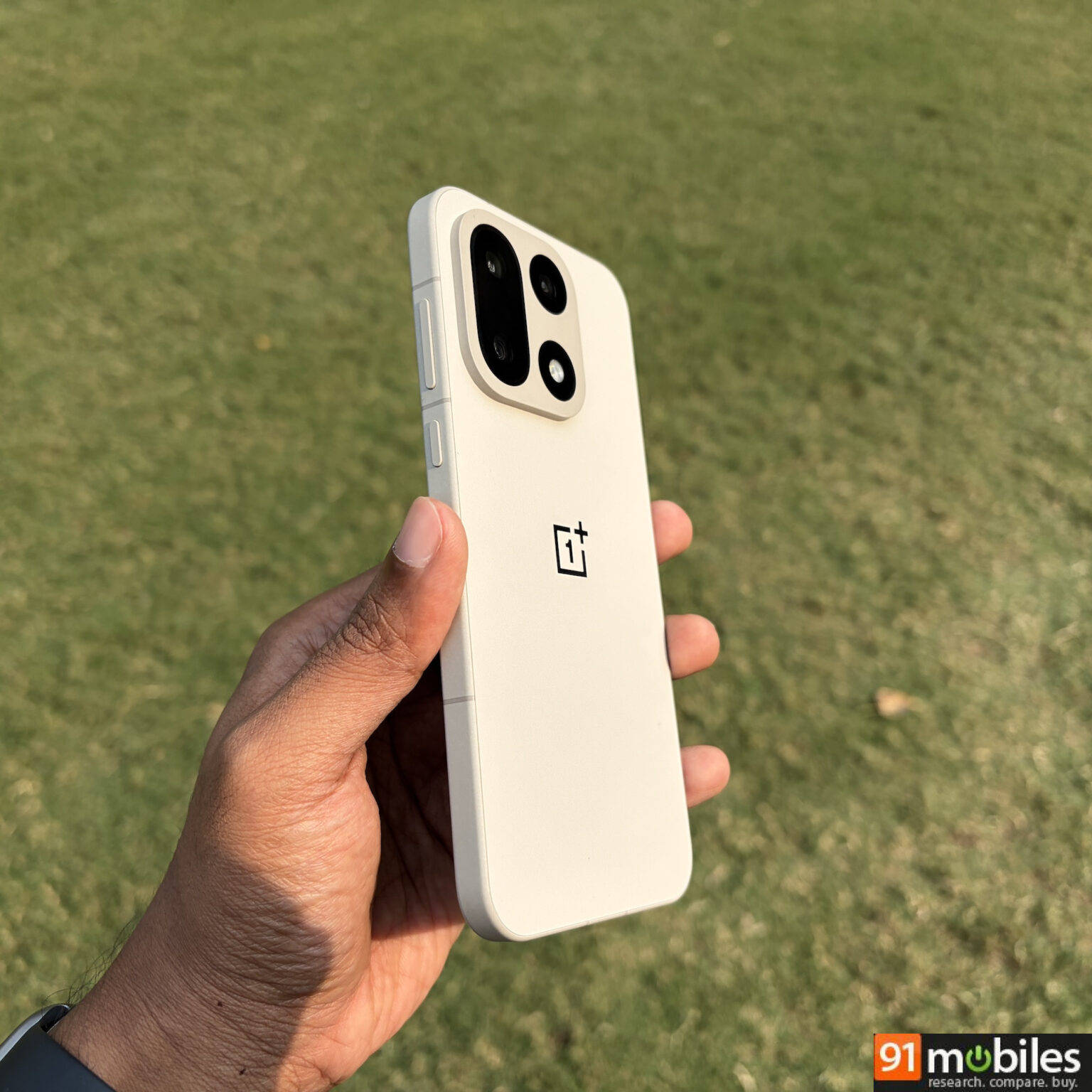 OnePlus 15 Review - Pros and cons, Verdict | 91Mobiles