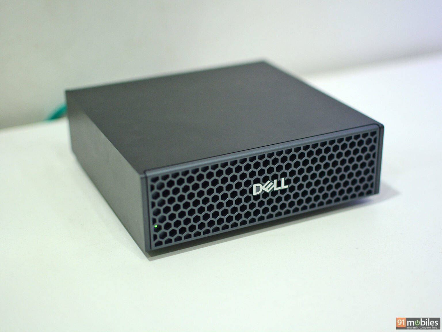 The Dell Pro Max with GB10 blurs the line between AI workstation and ...